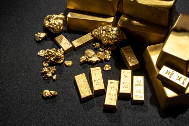 METEOFOR: Scientists accidentally produce gold from lead, realizing an ...