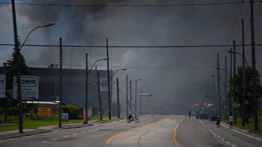 METEOFOR: Oraşul Montreal se sufocă sub fum, cu aerul cel mai poluat ...
